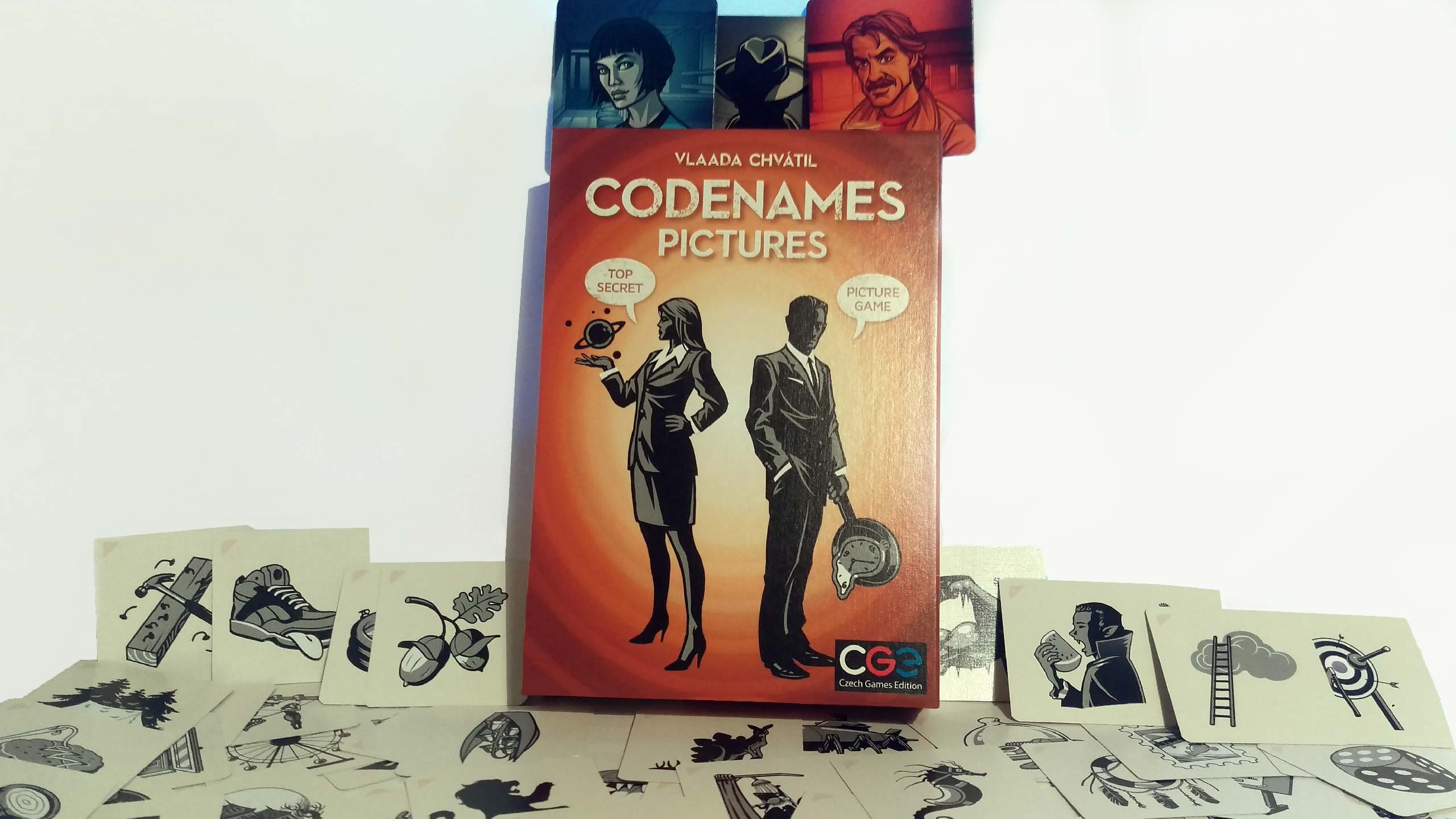 Codename: Pictures Review - VGU