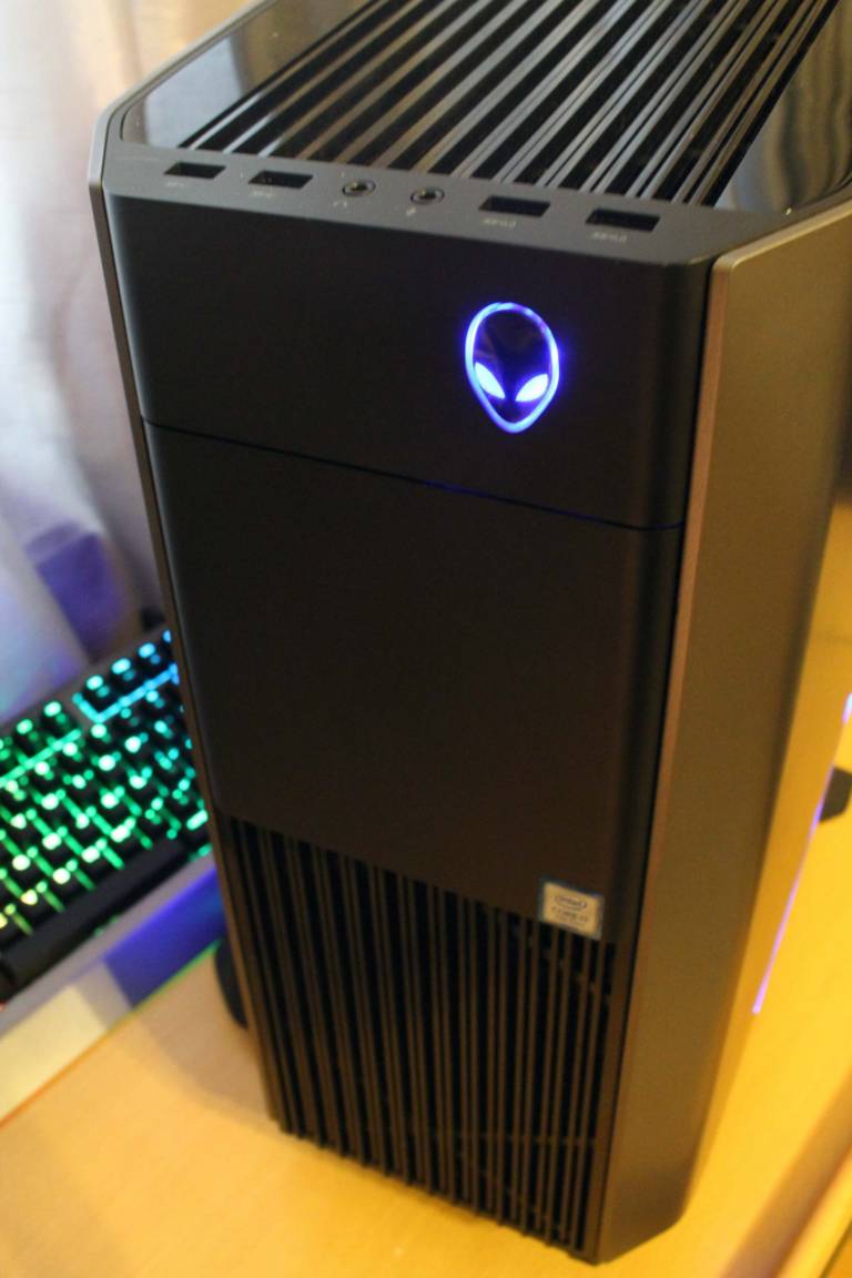 Alienware_Aurora_R6-Wide-front-portrait - VGU