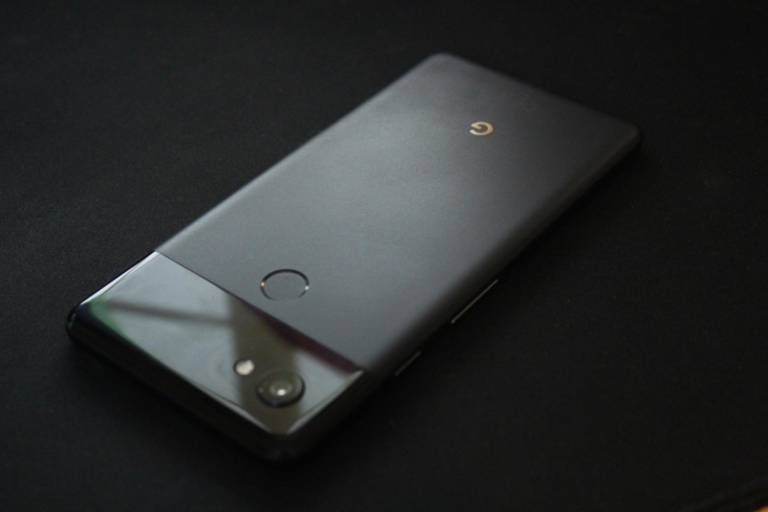 Google-Pixel-2-XL-Back - VGU