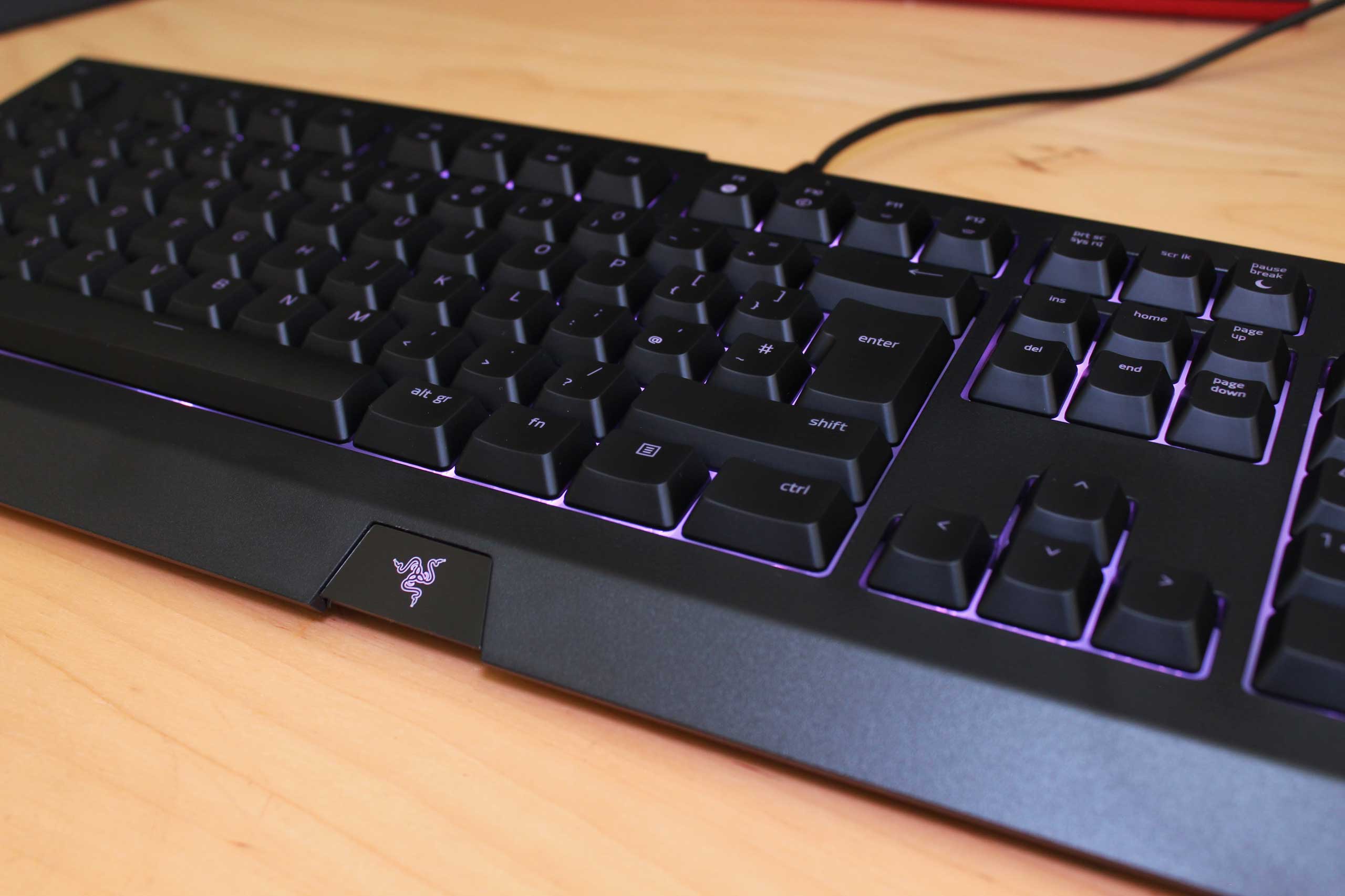 Razer Cynosa Chroma Gaming Keyboard Review VGU
